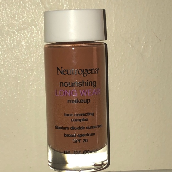 Neutrogena | Makeup | Neutrogena Nourishing Long Wear Foundation Makeup ...